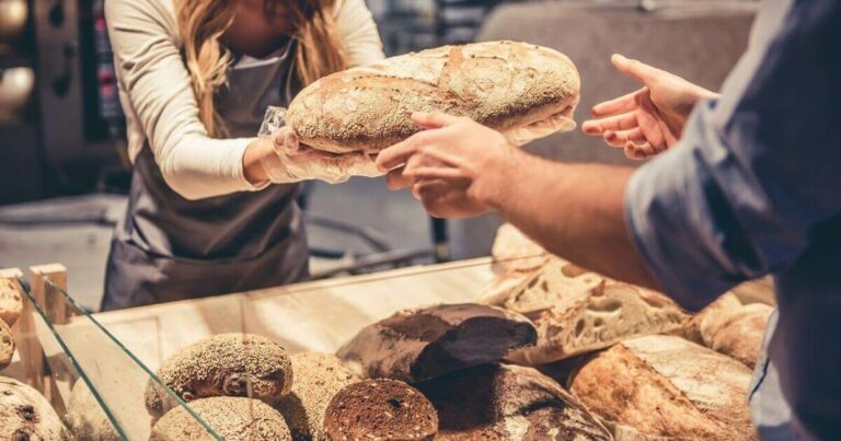 Devenir boulanger : qualités et compétences requises